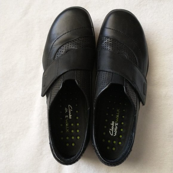 Clarks | Shoes | Clarks Wave Groove Shoes | Poshmark
